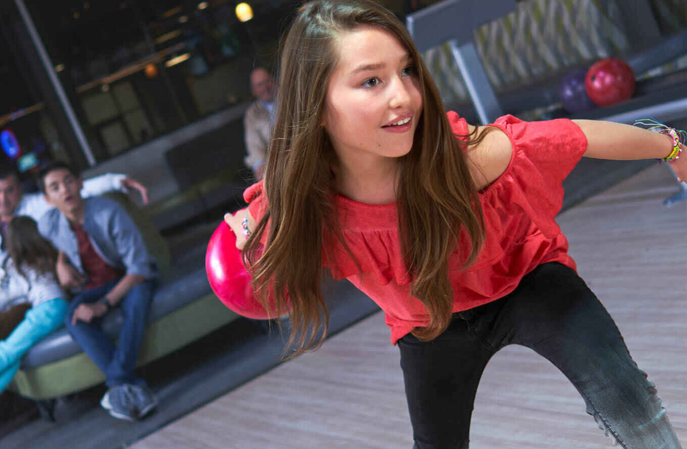 StringPin | Brunswick Bowling