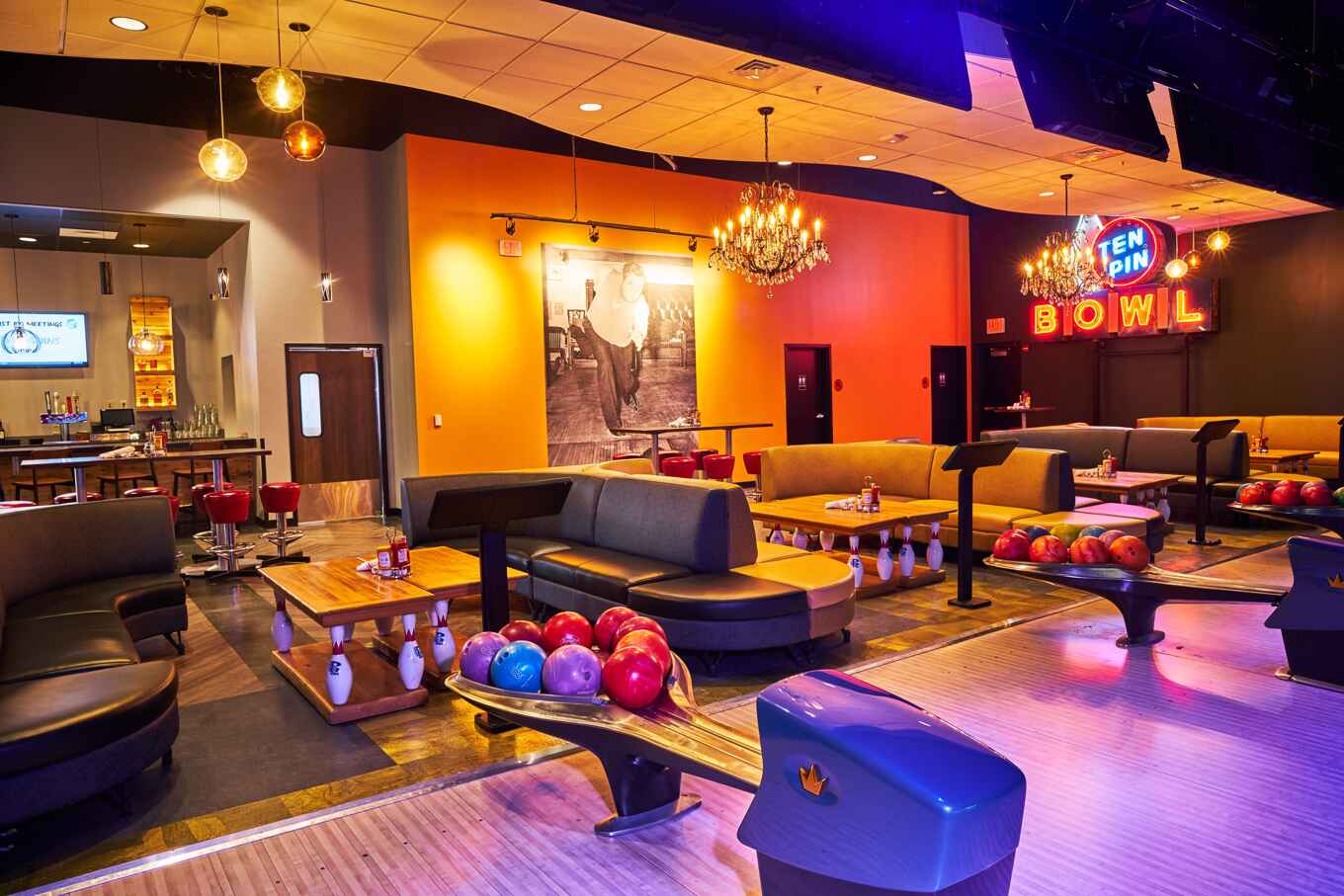 Restaurant & Bar Furniture | Brunswick Bowling